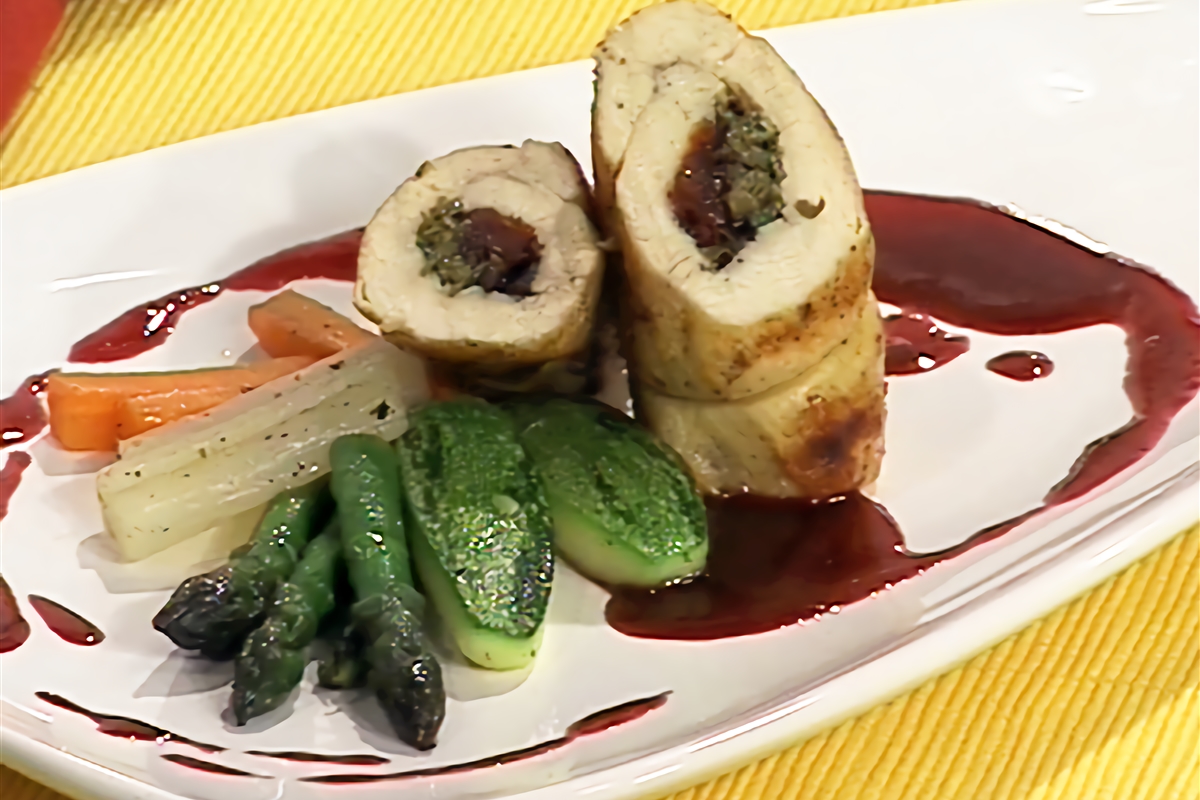 Pollo relleno con verduras salteadas en grappa - El Gourmet