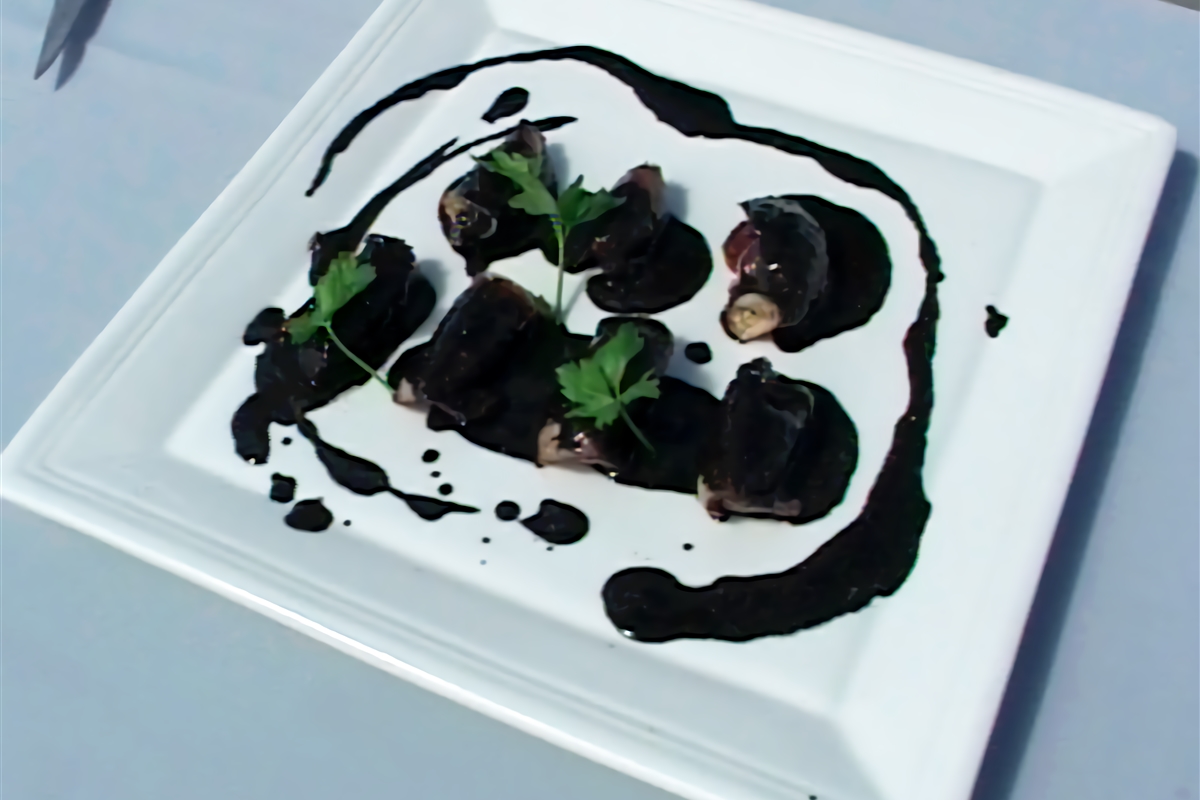 Calamaretti rellenos - El Gourmet