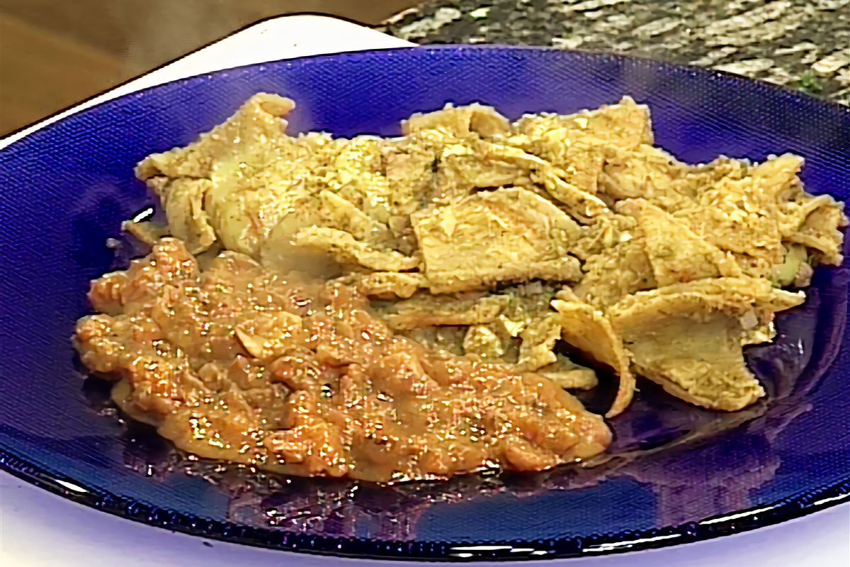 Chilaquiles rojos - El Gourmet