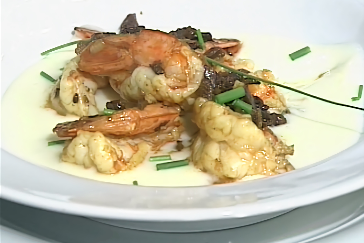 Langostinos y hongos con salsa papa aglioli - El Gourmet