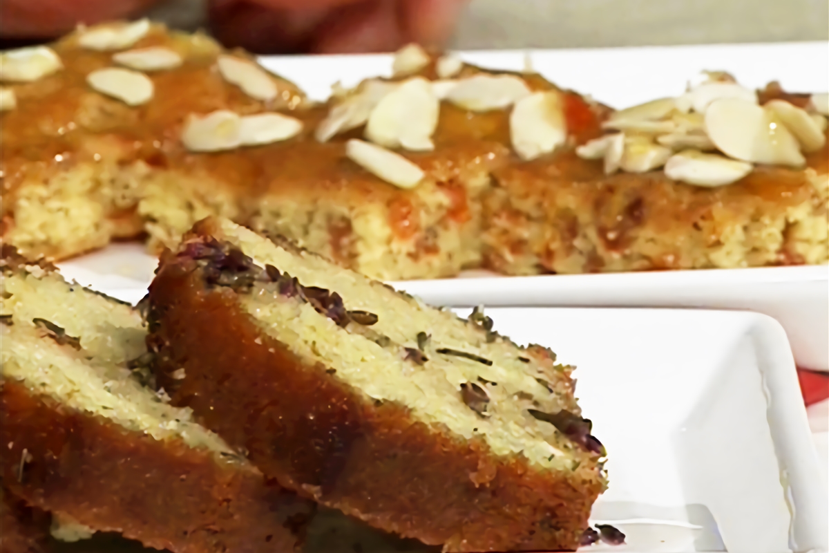 Budín de lavanda y cuadrados de almendras y damascos - El Gourmet