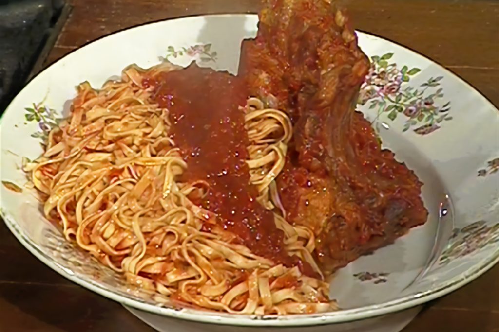 Tallarines con tuco y carne - El Gourmet