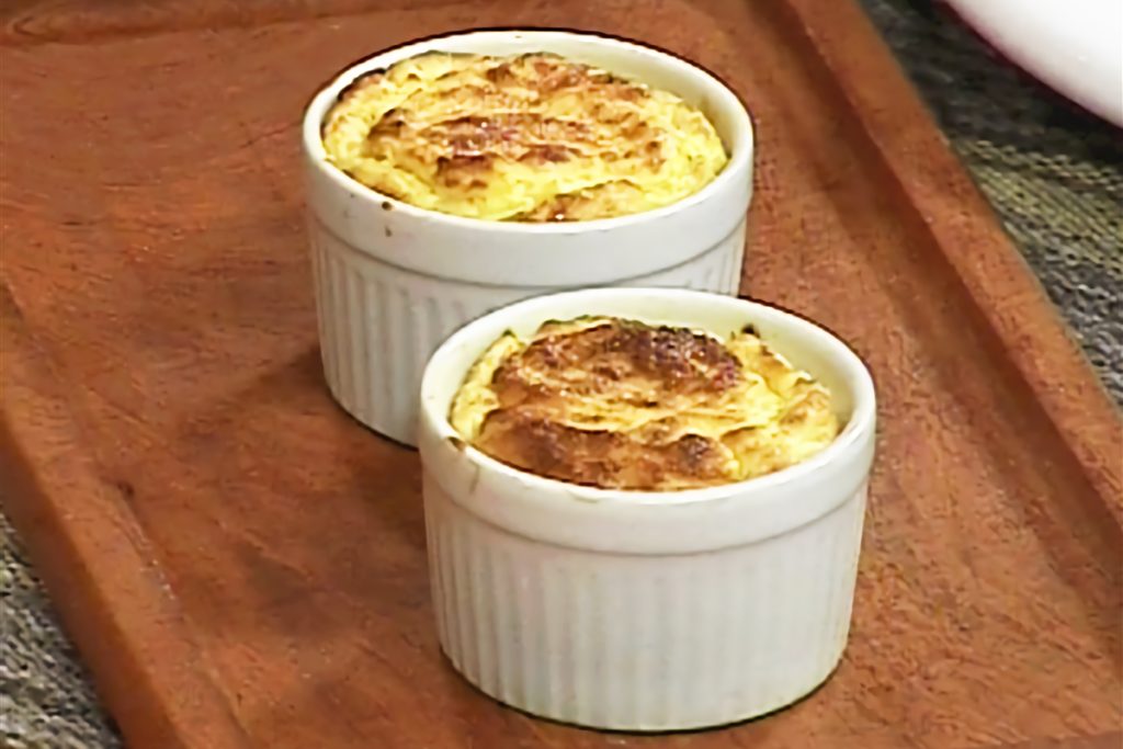 Pejerrey frito y pastel de choclo - El Gourmet