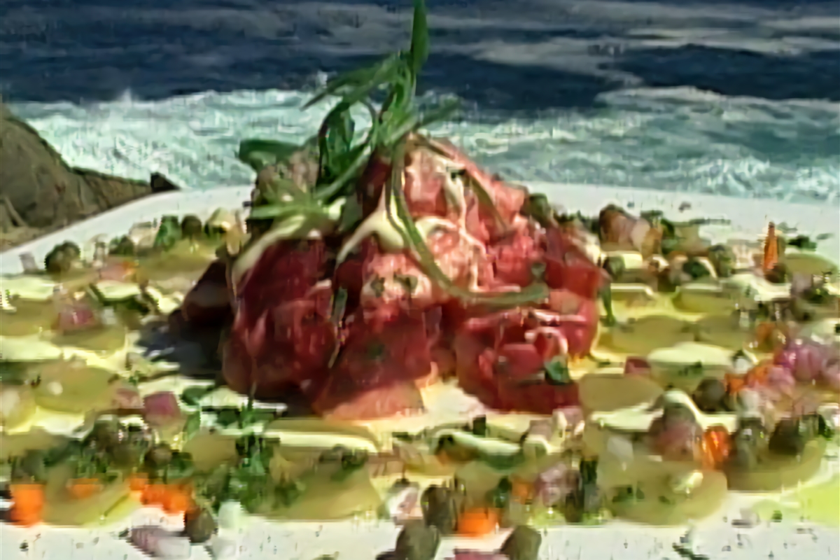 Ensalada de Lisa sobre carpaccio de ulte - El Gourmet