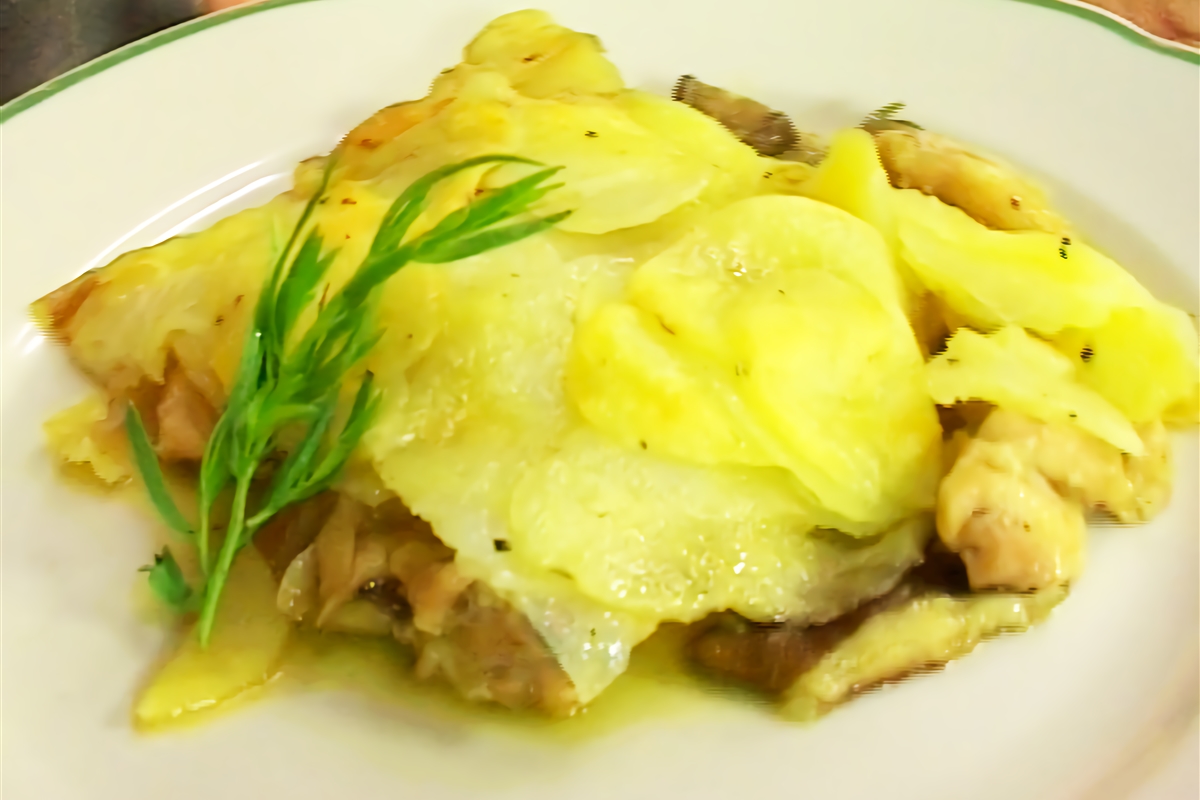 Pastel de hongos, pollo y papas al estragon - El Gourmet