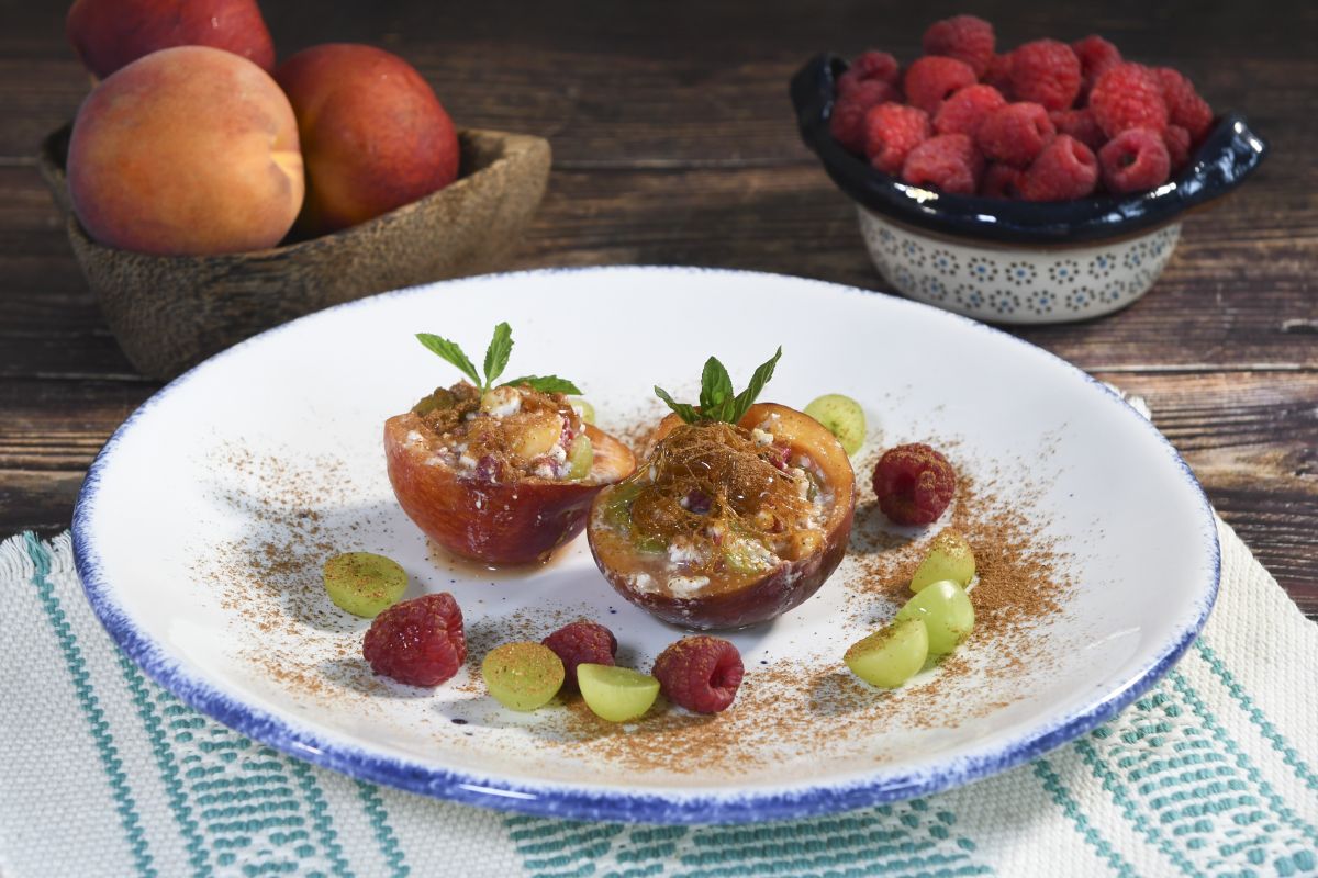 Duraznos Rellenos de Queso y Frutas - El Gourmet