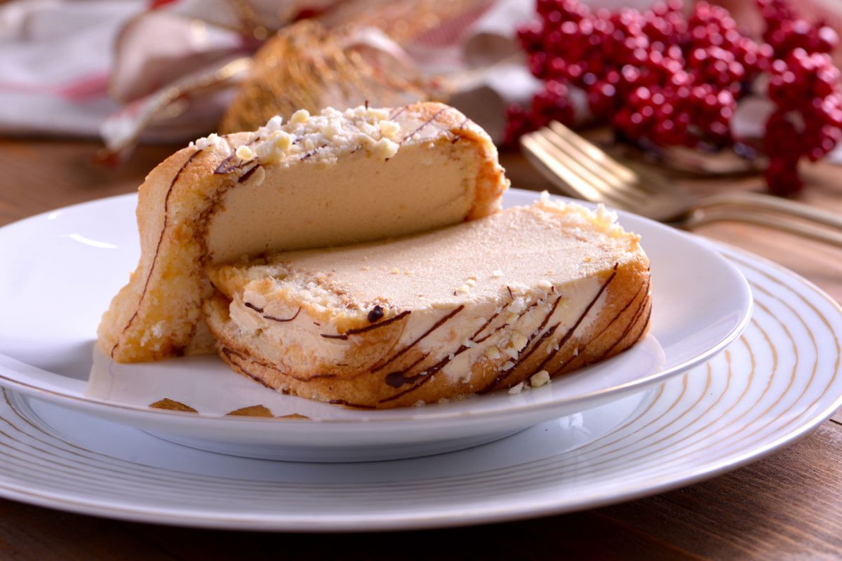 Pastel Semifrío de Turrón - El Gourmet