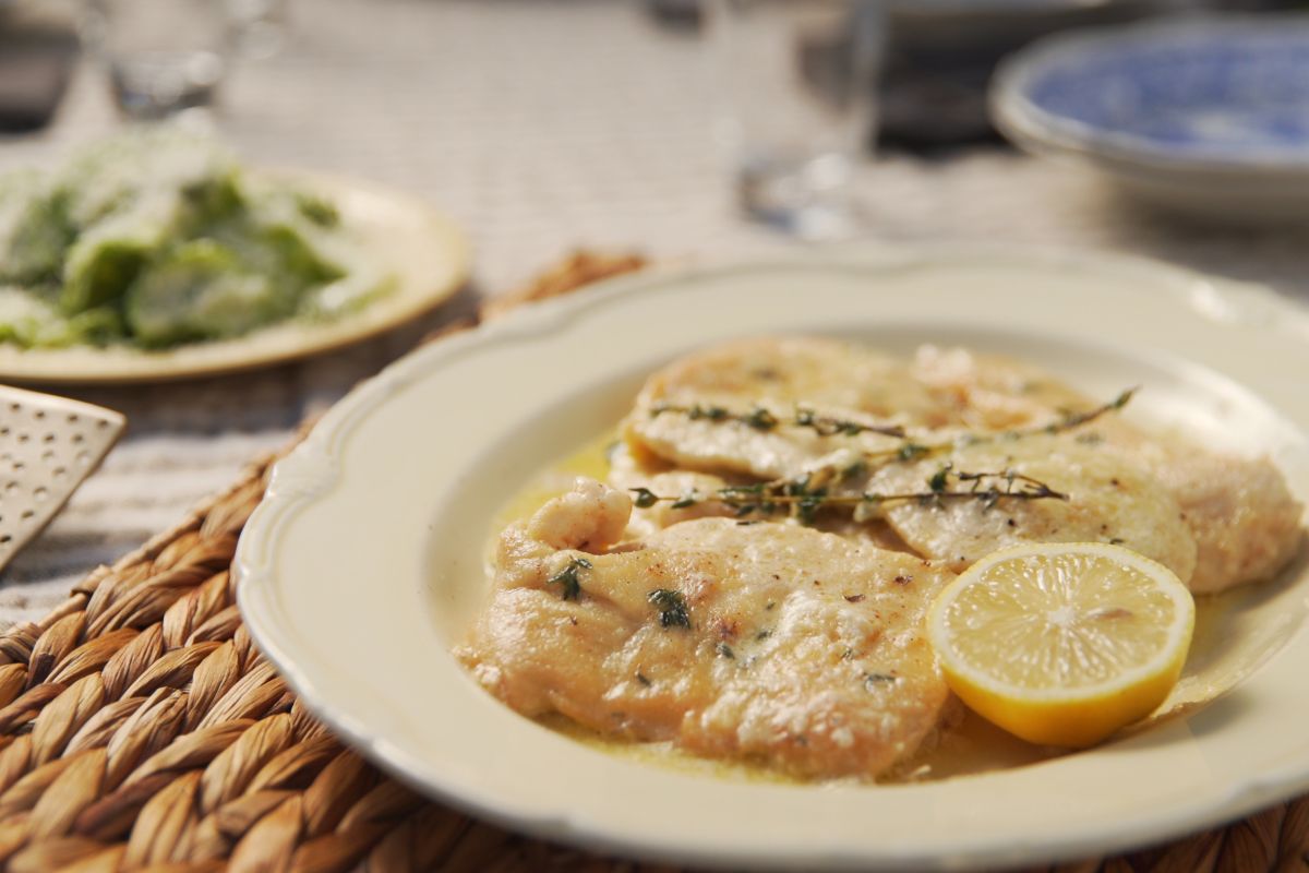 Pollo al Latte con Ensalada de Zucchini - El Gourmet