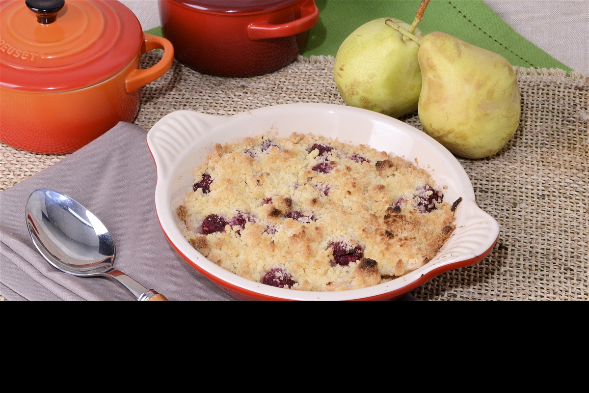 Crumble de peras y frambuesas - El Gourmet