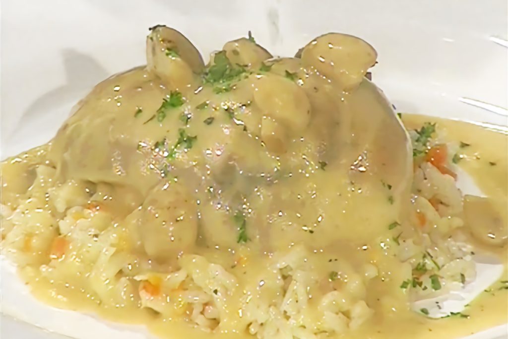 Pollo de campo en salsa suprema - El Gourmet