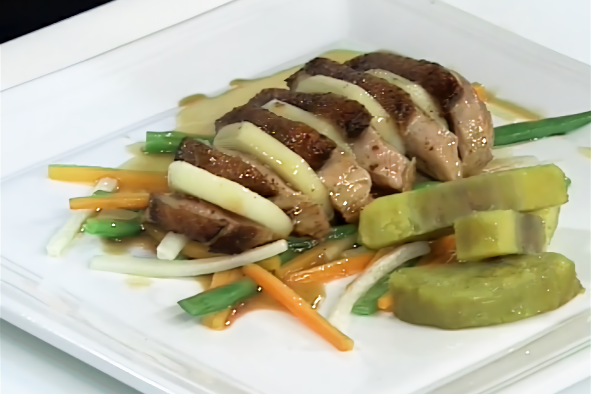 Magret de pato y peras con vinagreta - El Gourmet