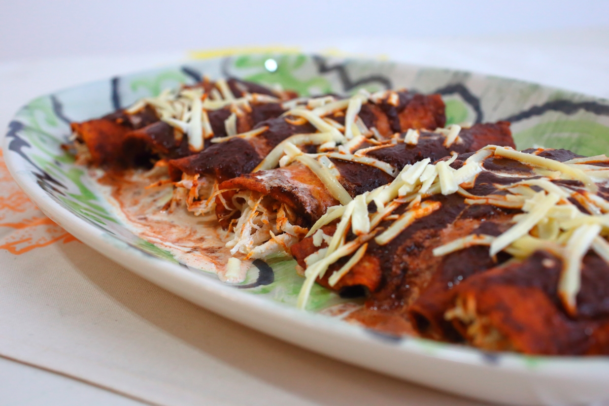 Enchiladas de Chile Pasilla Rellenos - El Gourmet