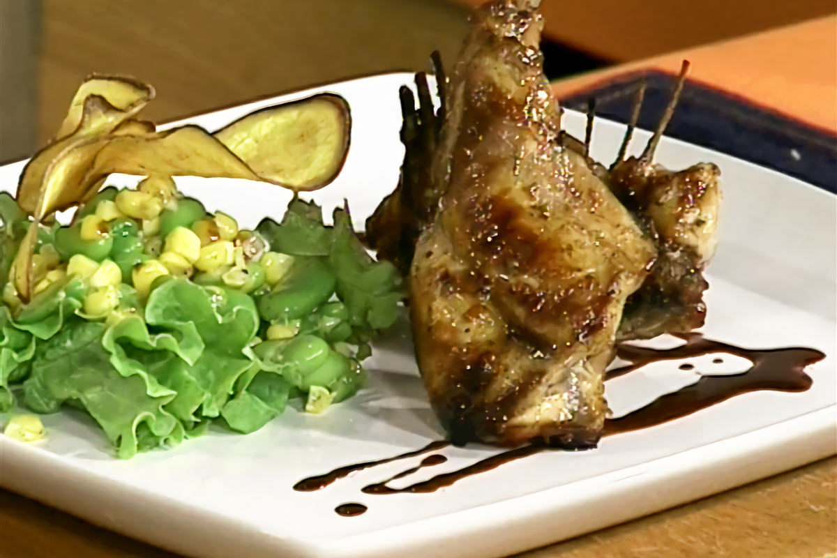 Conejo asado con ensalada de damascos grillados - El Gourmet