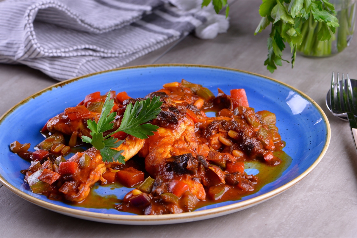 Guiso de Pollo por Julius Bienert - El Gourmet