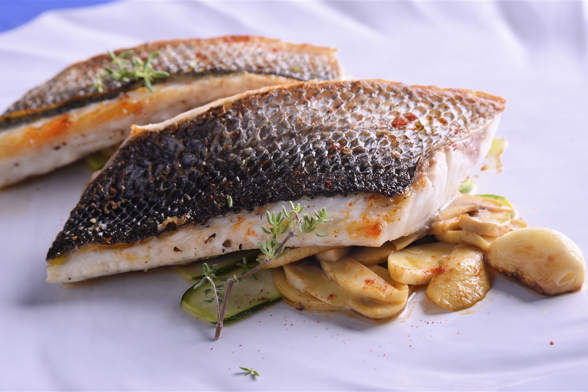 Pescado con champiñones y carpaccio de zucchinis - El Gourmet